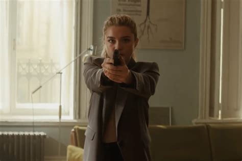 Black Widows Florence Pugh Joins Marvels Hawkeye Series On Disney