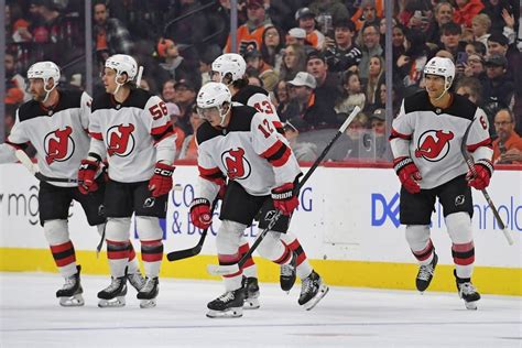 Deadspin Cody Glass Scores In Debut As Devils Take Down Flyers