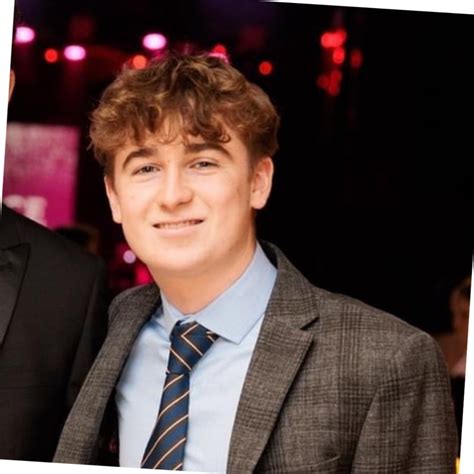 Dylan Dunphy Pizza Chef Portelet Bay Cafe Linkedin