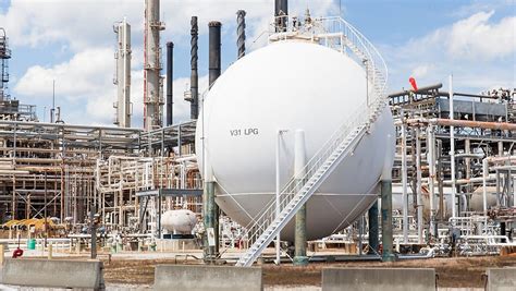 Contact Carson About Us