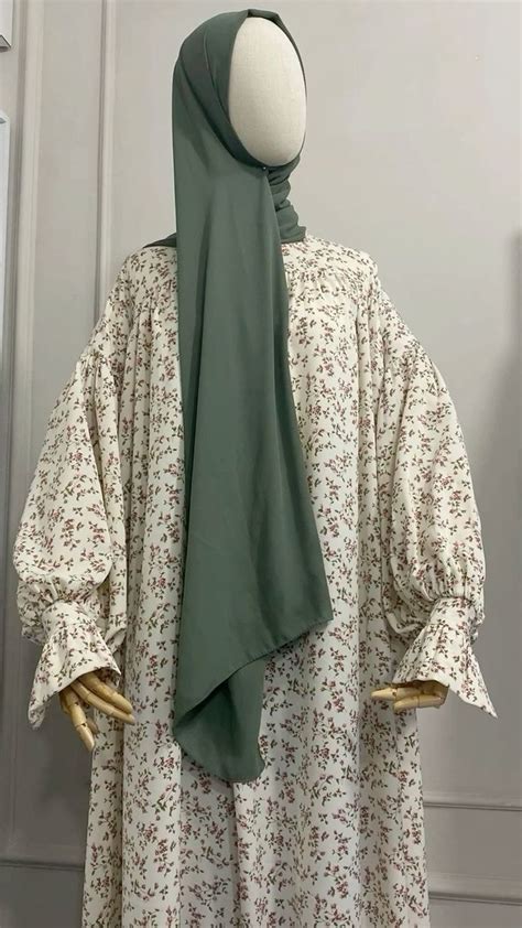 Pin By Sevara T On Быстрое сохранение In 2024 Islamic Modest Fashion