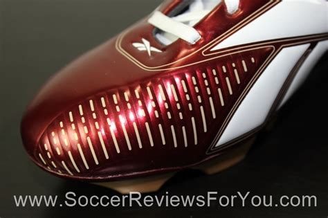 Reebok Sprintfit Lite Pro Video Review Soccer Reviews For You
