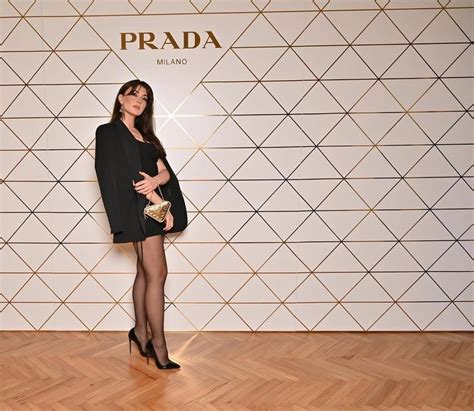 Süper Minisi Ve Dekoltesiyle Yürekleri Hoplattı Foto Galerisi Olay Gazetesi Bursa