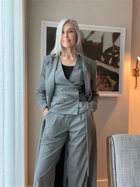 Cool Faces Of Bastet Noir Meet Roxanne Gould Model And Author Bastetnoir