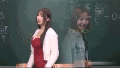 他在Pornhub教微积分年入百万还请身材火辣的台妹网红当助教 知乎