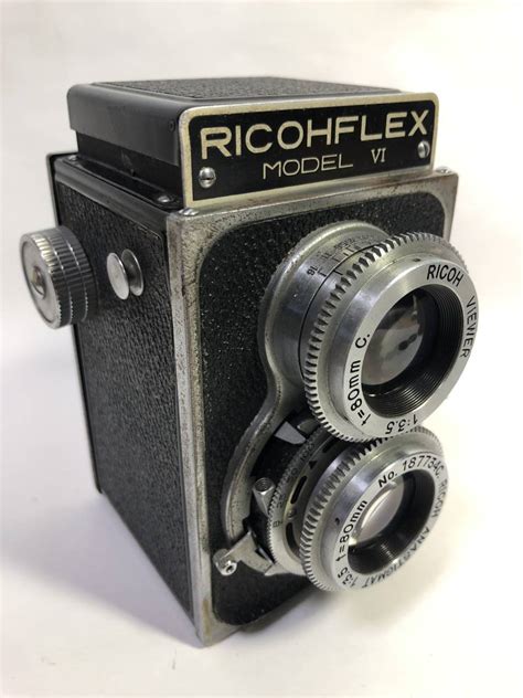 リコーフレックス Ricohflex Model Vi 二眼レフカメラ Ricoh Anastigmat 80mm F35 レンズ付の落札