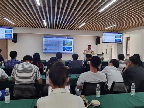 研究院举办第二期青年学者学术沙龙发明专利撰写思路拓展及关键要点讲座 重庆大学溧阳智慧城市研究院