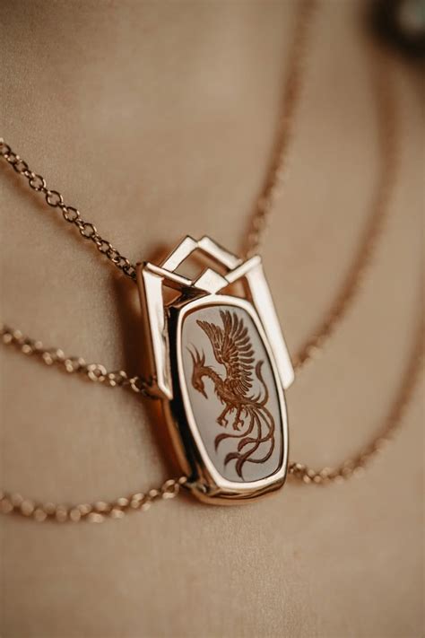 Antique Style Solid 10k Gold Swag Intaglio Phoenix Necklace Fancy Link