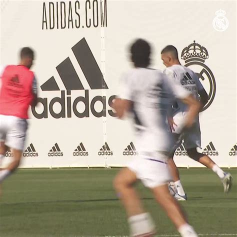 Real Madrid Cf 🇬🇧🇺🇸 On Twitter ⛔ Always There 🧤 Thibautcourtois