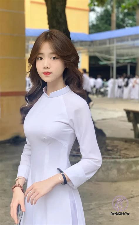 Nh G I Xinh M C O D I G I C M Quy N R Ng I Xem Nh G I Xinh