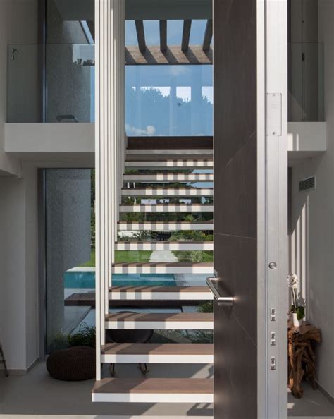 Albarella Villa Double Height Entrance Door Iq Glass International