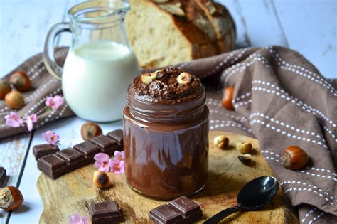 Pâte à tartiner choco noisettes super crunchy et healthy