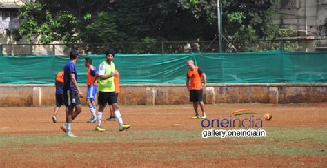 Ranbir Kapoor Plays Football Photos Filmibeat