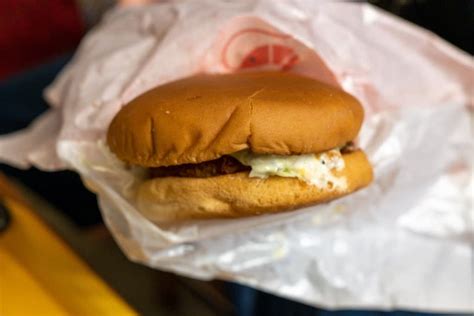 【実食レビュー】マクドナルド『サムライマック』 Vs ロッテリア『絶品チーズバーガー』 もぐパラ