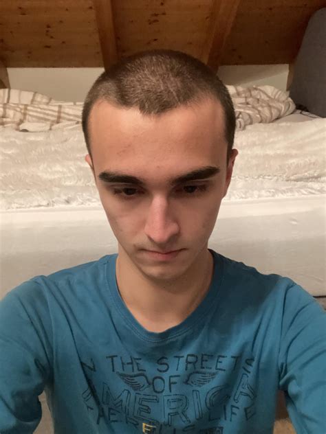 I Tried A Buzz Cut Did It Myself 2h Ago 9mm Everywhere Does It Suit Me I Personally Think It