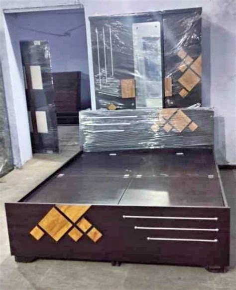 Engineered Wood Queen Size Bedroom Furniture Set At Rs 11999set In
