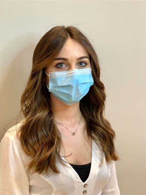 Pin Di Ngbach Su Hermosas Con Cubrebocas