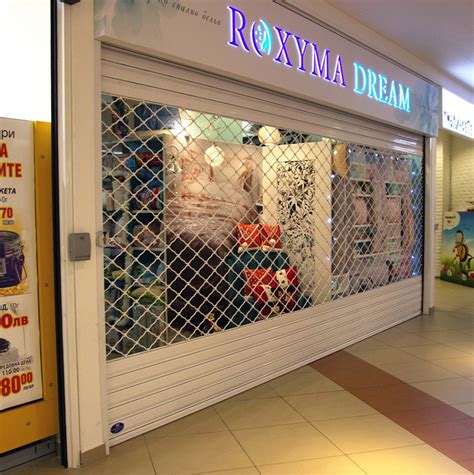 Защитни ролкови решетки Гаражни врати и охранителни ролетки от Ес Би Ай Груп