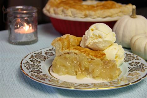Mennonite Girls Can Cook Apple Pie