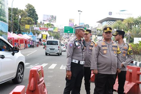 Atur Volume Kendaraan Yang Hendak Ke Kawasan Puncak Satuan Lalu Lintas