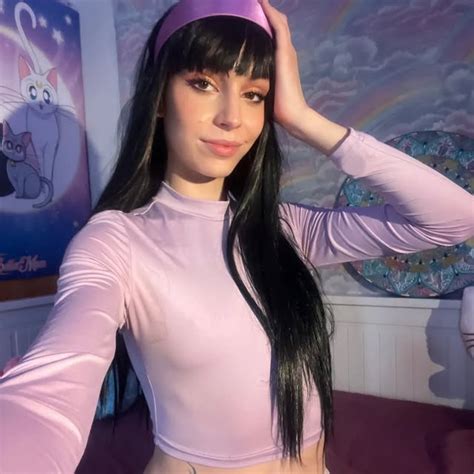 Stacy Stacynoirxo • Threads Say More