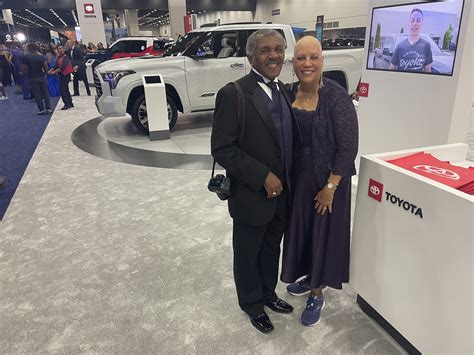 Photo Gallery The Best Tuxedos We Saw At The Detroit Auto Show Charity