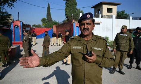 اڈیالہ جیل کے اندر عدالت لگنے پر صحافیوں کو کیا سہولتیں ملتی ہیں