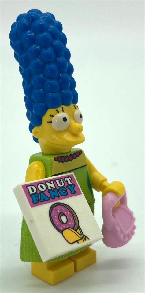 The Simpsons Series 1 Marge Simpson Bricks And Minifigs Littleton
