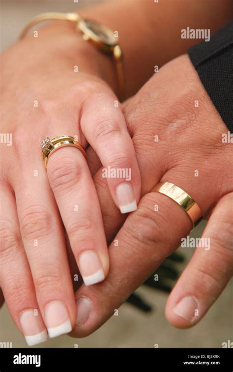 Marriage Husband Wife Wedding Rings 60 Photos