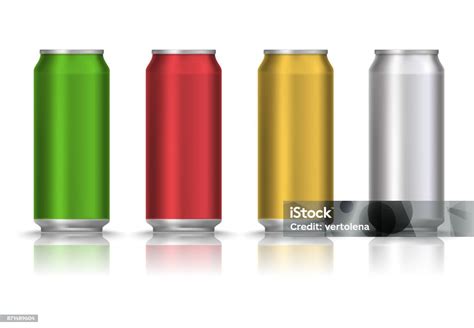 현실적인 녹색 빨강 노랑 흰색 맥주 수 있습니다 또는 흰색 배경에 고립 된 음료와 함께 주석 벡터 일러스트입니다 광고를 포장 하는 제품에 대 한 빈 서식 파일을 비웃는 다