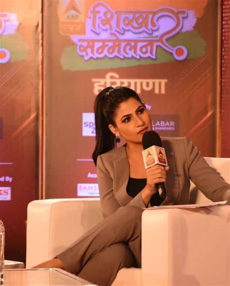 Rubika Liyaquat The Journey Of A News Anchor Who Made Headlines Stagbite
