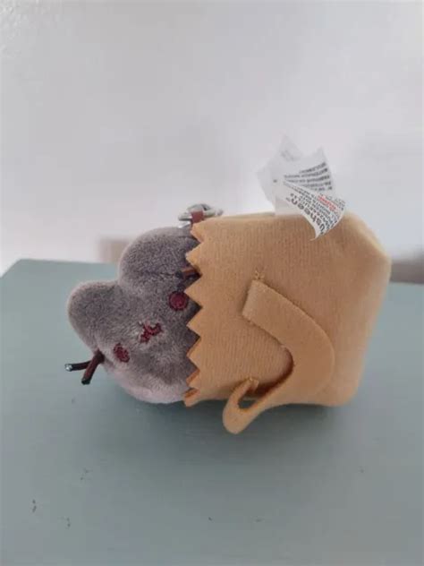Pusheen Blindbox Series 3 Places Cats Sit Plush Keyring By Gund £699