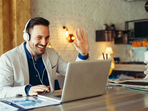 Tipps Um Beim Nächsten Videoanruf Besser Auszusehen Und Zu Klingen