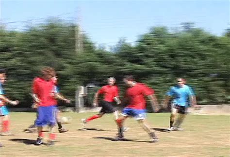 Tři Fotbalisté Mají Po Hře žhavou Sexuální Orgii A Navzájem Se šukají A