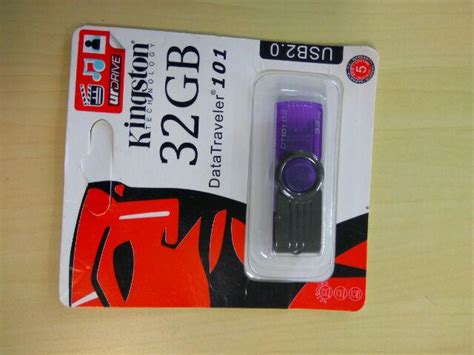 A Flashdisk Flash Disk KINGSTON 2GB 4GB 8GB 16GB 32GB 64GB 2 GB 4 GB 8 GB 16 GB ORI Original