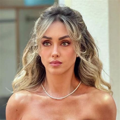 Anahí Trae De Vuelta A Mía Colucci A 20 Años Del Estreno De Rebelde