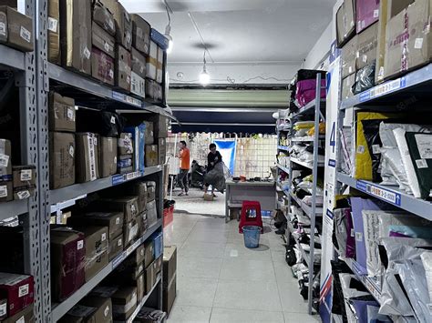 【9图】998江岸区二七路滨江苑22平快递驿站转让武汉江岸二七路商铺租售生意转让转让 武汉58同城