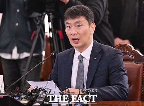 기준금리 인하에 이복현 금감원장 가계대출 쏠림 없도록 해야