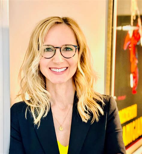 Chely Wright Memorable Moments Making An Impact Hr Daily Advisor