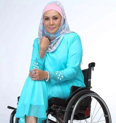 Ras Adiba Di ICU Akibat Demam Panas Hiburan MStar