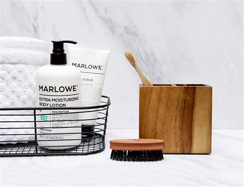 The 20 Best Unscented Lotions Of 2020 For Men With Dry Sensitive Skin