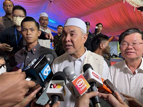 Jangan Berlebih Lebihan Dalam Isu Stoking Kalimah Allah Zahid