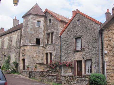 PHOTO POUILLY EN AUXOIS Photos Pictures Pouilly En Auxois