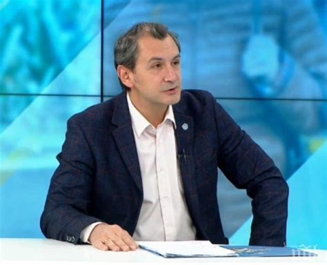 Доц Михаил Околийски от СЗО с прогноза за пандемията и съвети за учениците Информационна