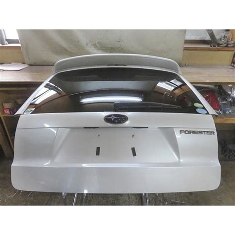 [中古] H20 7 フォレスター Dba Sh5 バックドア リアゲート 60809sc0109p 340427 個人宅配送不可