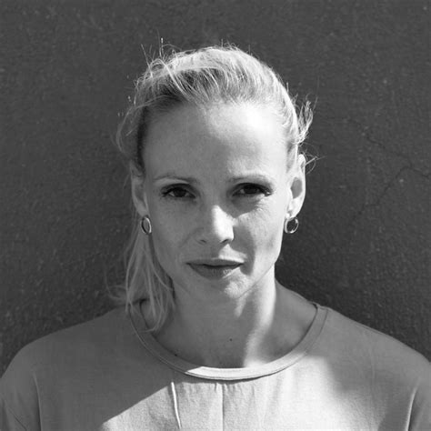 Anne Jung Soliste Freelance Les Hivernales De La Danse