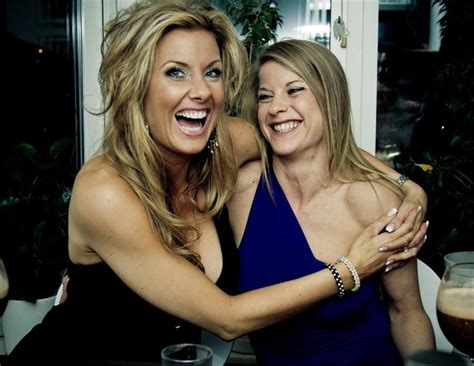 Soirée Entre Filles Avec De Lalcool Photos Porno Photos Xxx Images Sexe 3802977 Pictoa