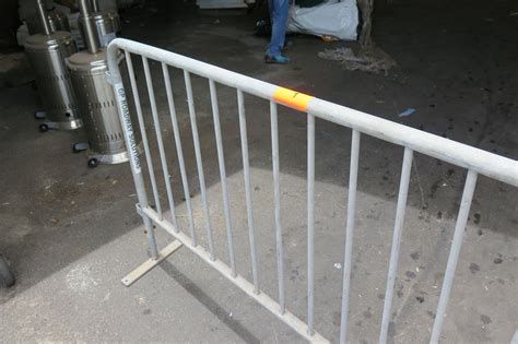 Metal Rail Interlocking Partition Divider Barricade Oahu Auctions