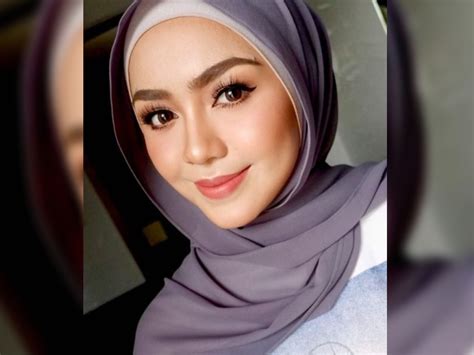 Rekomendasi Riasan Makeup Agar Cantik Saat Lebaran Tagar