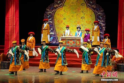 传统藏戏卓娃桑姆亮相武汉走进高校 图片频道 中国青年网